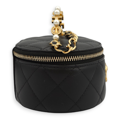 Chanel Round Vanity Logo/Pearl Black Top Handle Bag in Chanel Round Vanity Logo/Pearl Black Top Handle Bag in